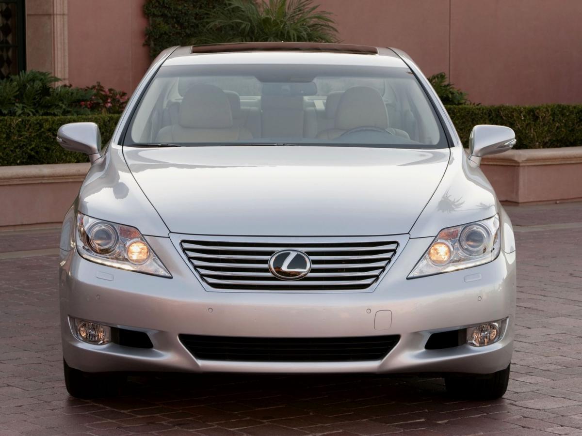 Lexus LS IV 460 V8 (380 Hp) Automatic